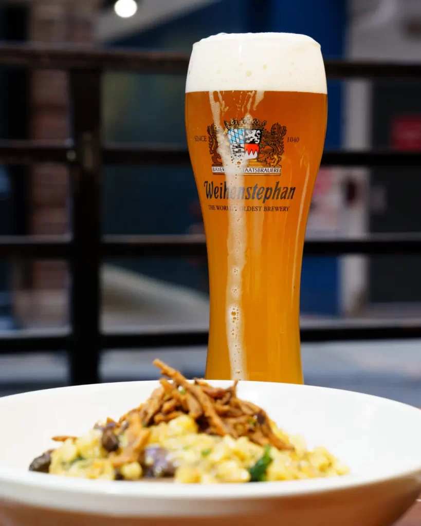 Brü Gallery | Beer Hall, Sports Bar & German Food in Center City